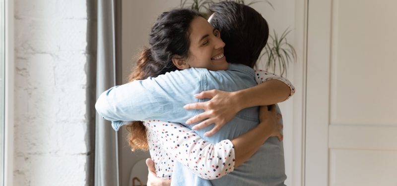 Qual é o verdadeiro valor de um abraço? - José Roberto Marques ...