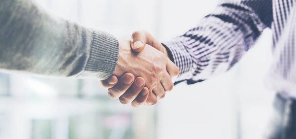 Qual a diferença entre fidelidade e lealdade do cliente? - José Roberto ...