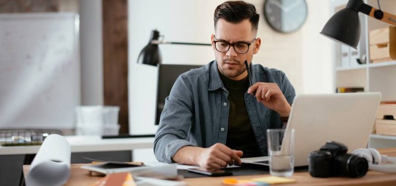 Entenda as vantagens e desvantagens do trabalho assíncrono - José ...